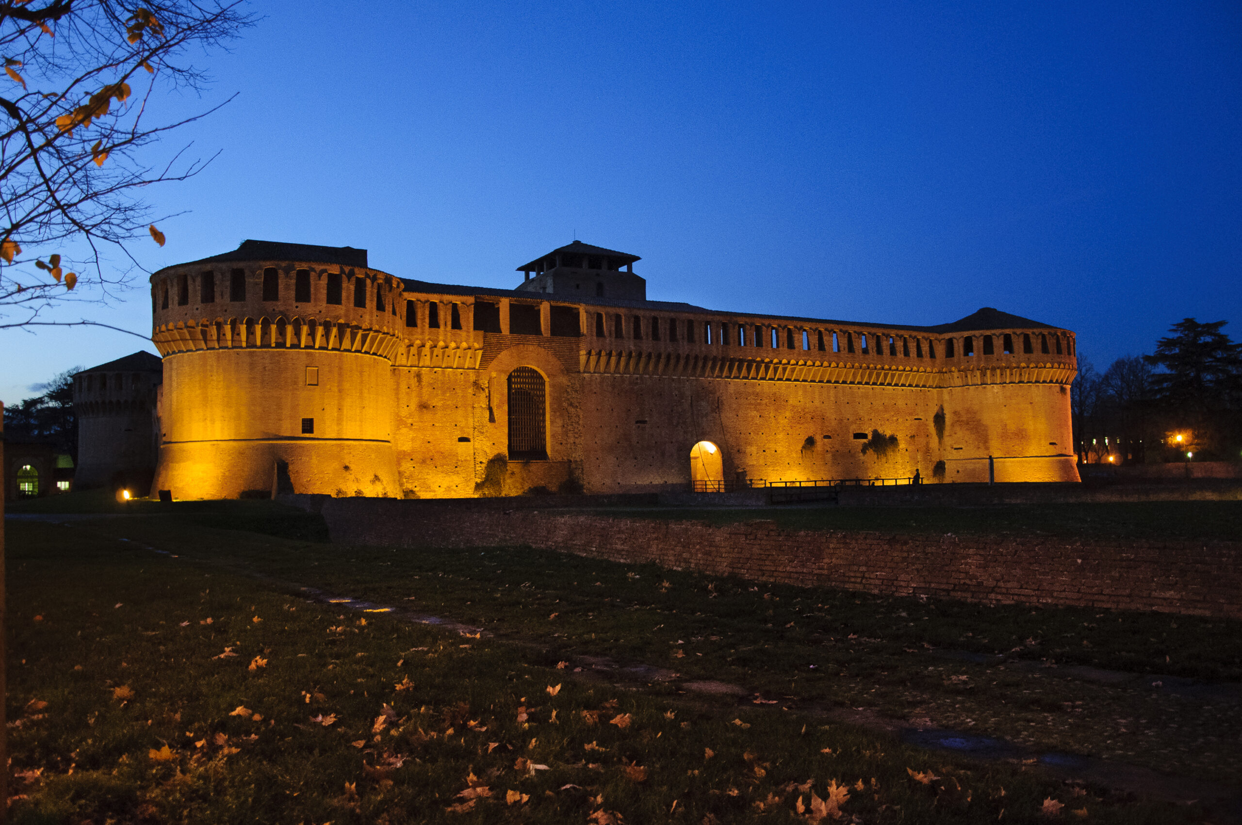 Giornate Europee del Patrimonio 2023. Visita itinerante serale "Bianca ...